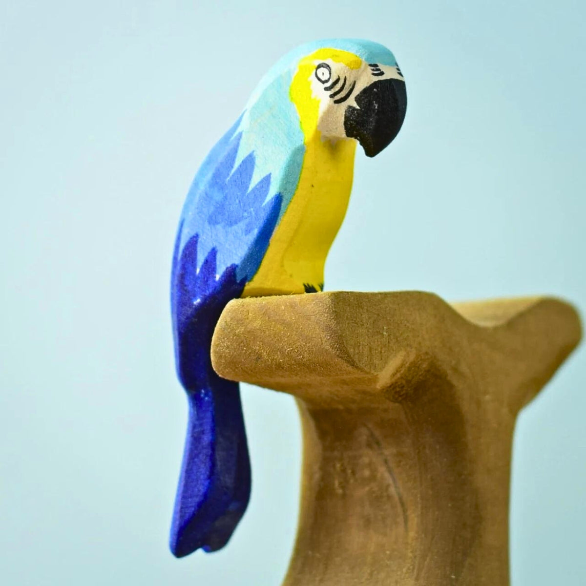 BumbuToys Wooden Bird - Blue Macaw Parrot - Australia — Oskar's Wooden Ark