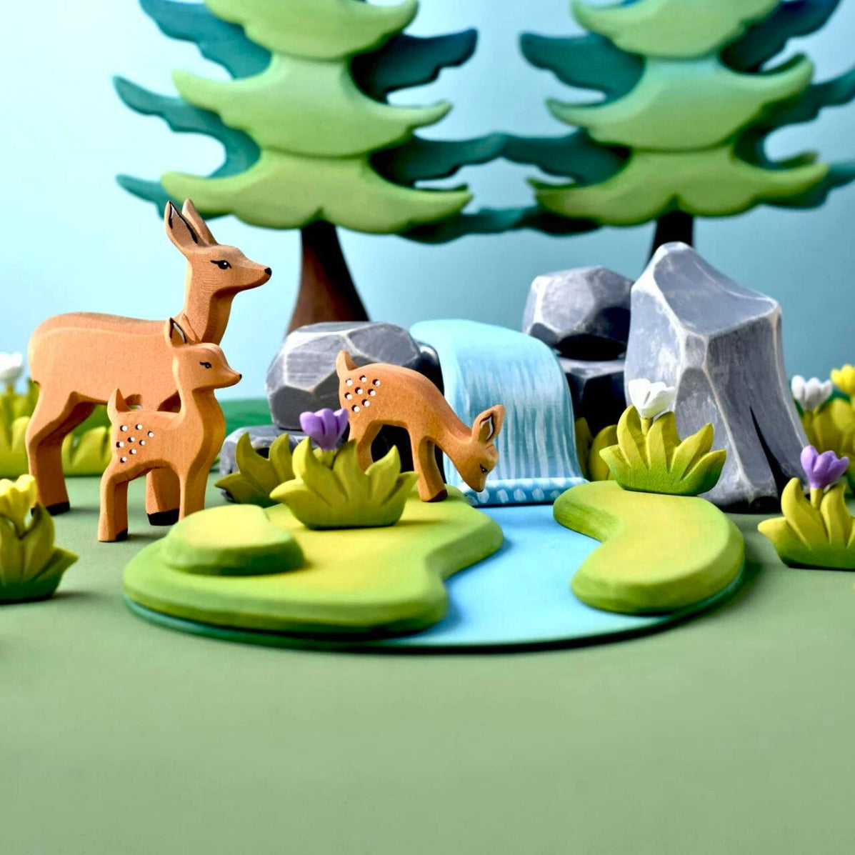 Bumbu Toys Wooden Figure - Waterfall - Australia — Oskar's Wooden Ark