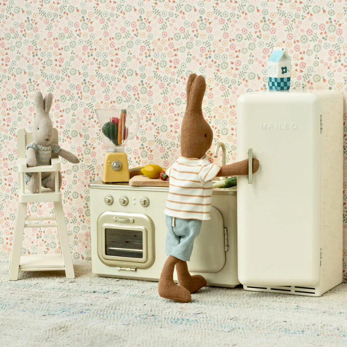 Maileg Miniature Kitchen Doll House Furniture Australia — Oskar's ...