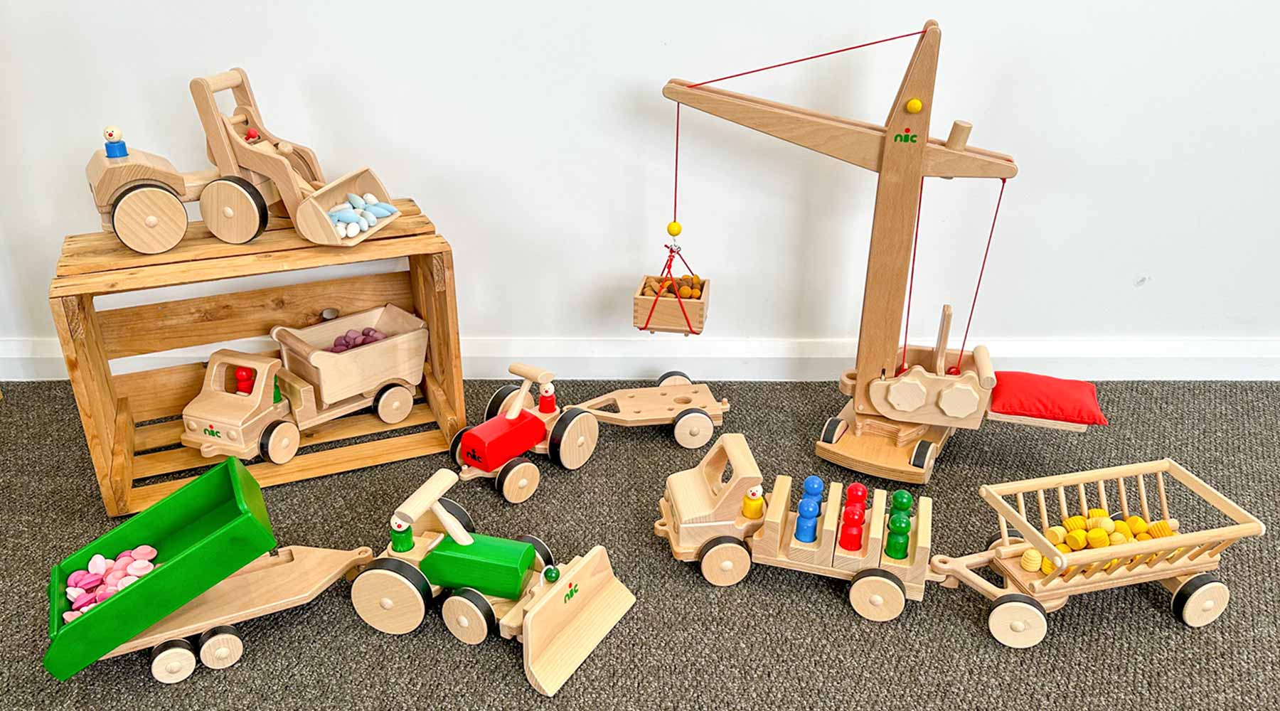 nic Toys — Oskar's Wooden Ark