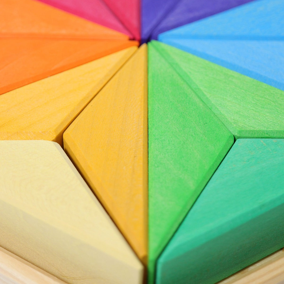 Grimm's Complementary Color Star from Oskar's Wooden Ark